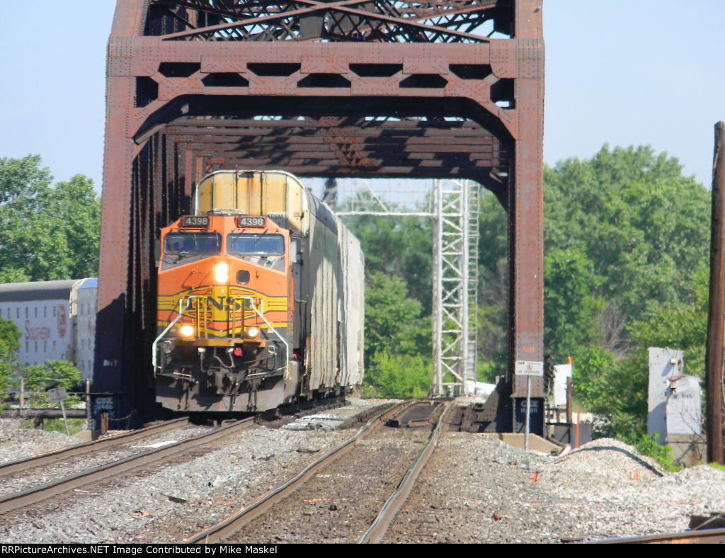 BNSF 4398